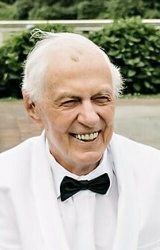 In Loving Memory of Walter Cleary - Obituaries & Ways to Support the Family