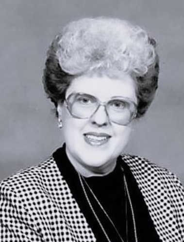 In Loving Memory of Mary Hoppe - Obituaries & Ways to Support the Family