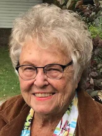 In Loving Memory of Natalie Wahl - Obituaries & Ways to Support the Family