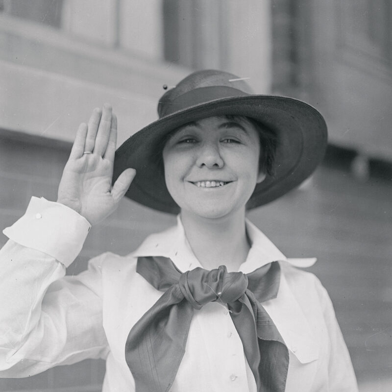How Women Dressed 100 Years Ago