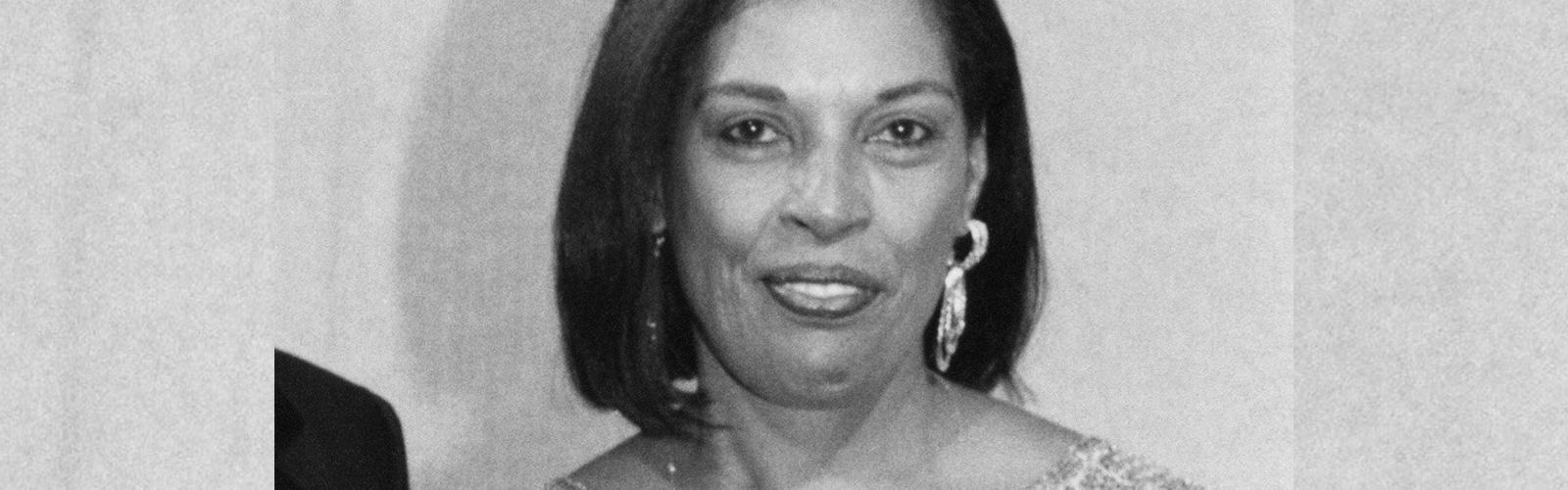 Joan Johnson, Co-Founder of Afro Sheen, dies 2019 at 89 – Obituary Joan Johnson, Co-Founder of Afro Sheen, dies 2019 at 89 – Obituary