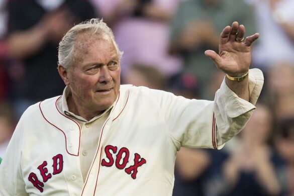 Mike Ryan Obituary: Former Red Sox catcher, dies at 78 - Legacy.com