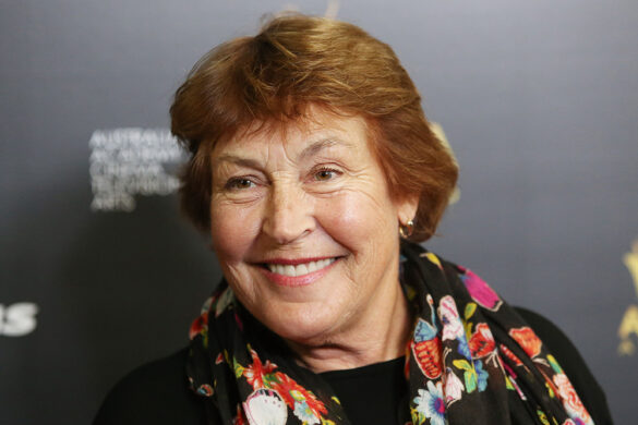 Helen Reddy obituary: “I Am Woman” singer dies at 78 – Legacy.com