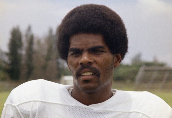 Marlin Briscoe obituary: first black starting quarterback in the AFL ...