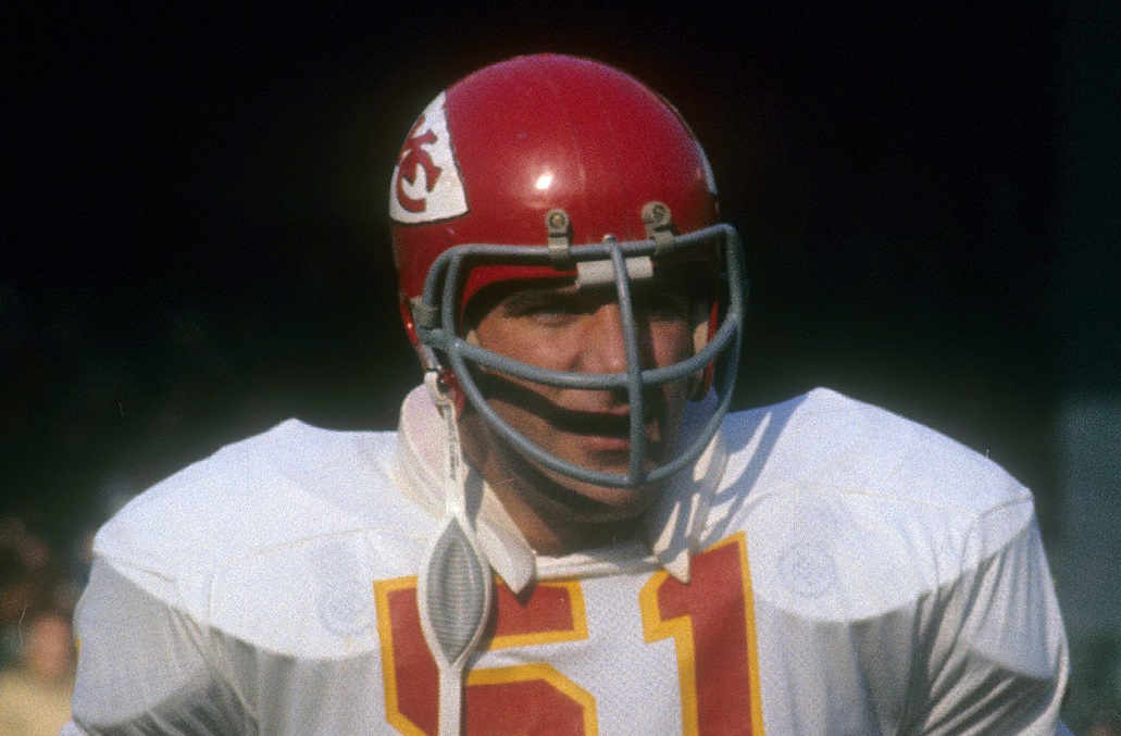 Jim Lynch obituary: legendary Kansas City Chiefs linebacker dies at 76 ...