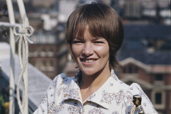 Glenda Jackson obituary: Oscar-winning actress dies at 87 – Legacy.com