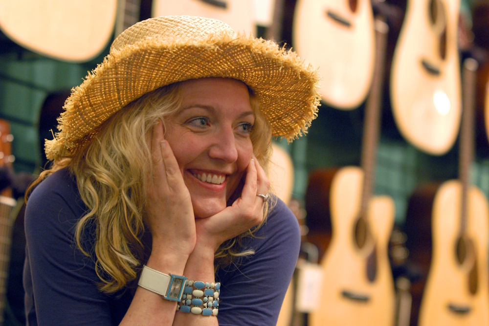 Linnea Crowther - Journalist Profile - Intelligent Relations