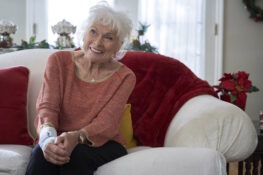 Peter Mayhew dies 2019 at 74 - Obituary